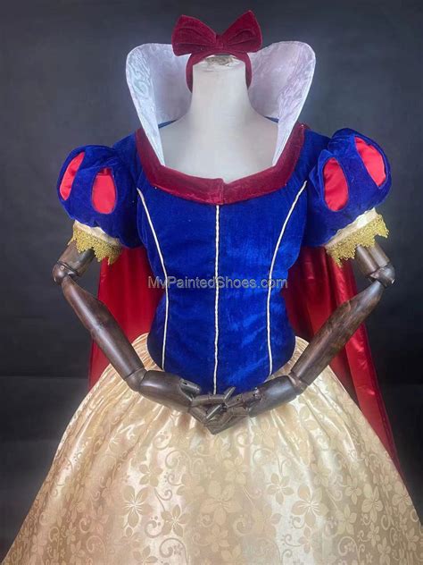 Snow White Cosplay Costume Cosplay Princess Dress For Adult Girl