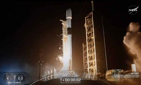 Spacex Launches Two Private Moon Landers On Historic Lunar Missions