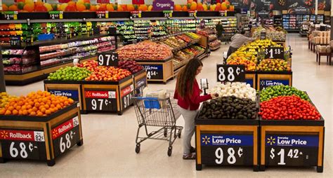 Americas Largest Grocer Is Revamping Its Produce Section Cnn Business