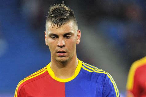 Fc Basel Defender Aleksandar Dragovic Sent Off For Innocuous Celebration Video News Scores