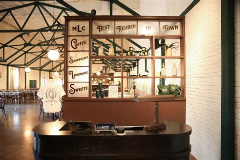 Miss Lucilles Café Clarksville Tn