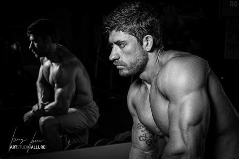 Stoyan Stoyanov Exposed 2bexposed