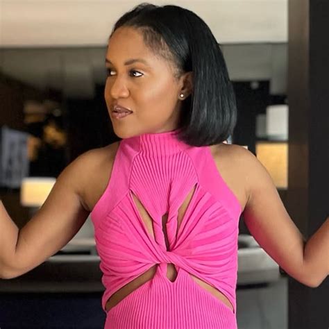 Joanè Booth Joane Booth • Threads Say More