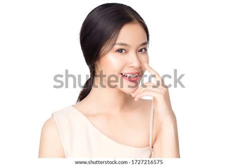 60 425 張 Asian Nose 圖片、庫存照片和向量圖 Shutterstock