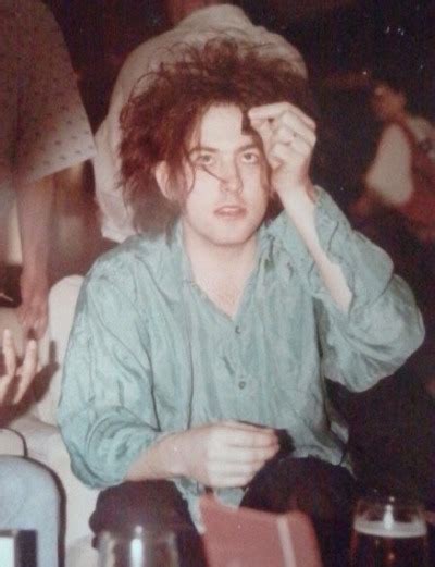 Robert Smith Of The Cure In Madrid 1987 Tumbex
