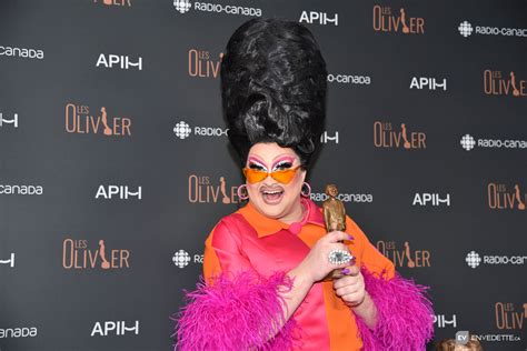 Mona De Grenoble Nous Présente Son Amoureux