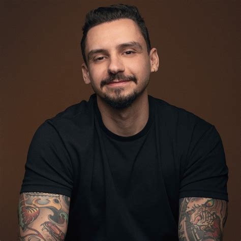 Rafael Grassetti Art Director Netflix Linkedin