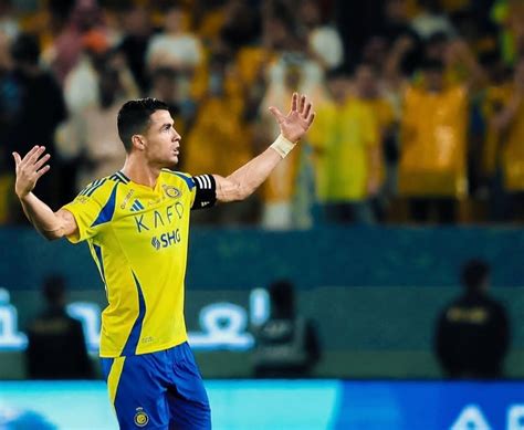 گل شماره ۹۳۶ در آخرین بازی؛ کریس دیر به فکر لیگ نخبگان افتاد خبرورزشی