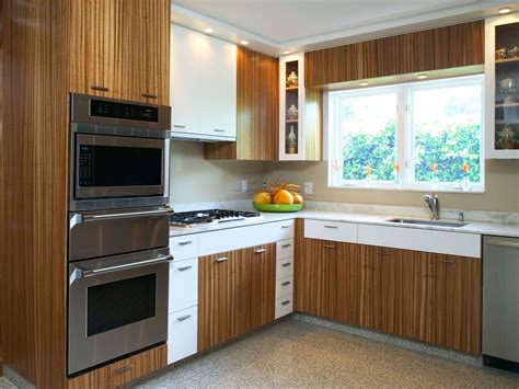 Choosing The Perfect Kitchen Cabinet Colors For A Stunning Look