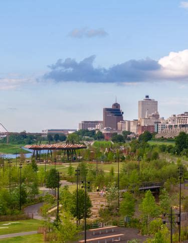 Experience The Mississippi Riverfront At Tom Lee Park Memphis Travel