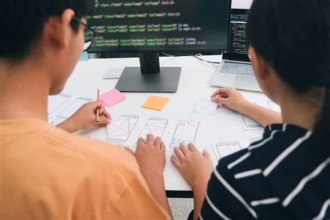 java vs python key differences and choosing the right language for
