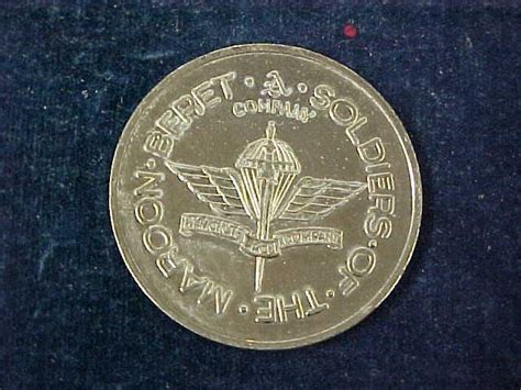 Orig Vintage Challenge Coin Ppcli Parachute Company Maroon Beret A