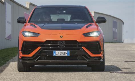 2023 Lamborghini Urus Performante Review Super Suv