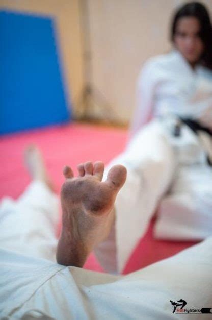 Karate Feet Hotfighters