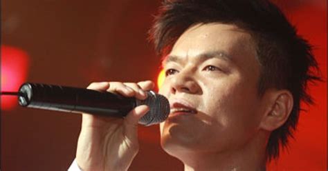 박진영 키스 뮤직비디오서 파격적인 관능미