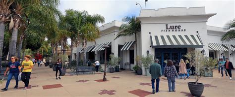Property Downloads Macerich