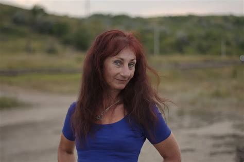 Evening Potrait Against The Background Of The River 43 Pics Xhamster