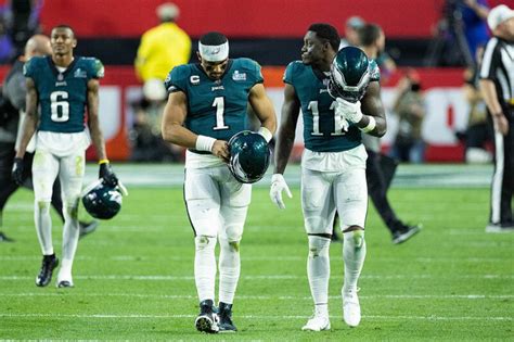 Eagles Get Troubling News About Wr Aj Brown Ahead Of Bucs Game
