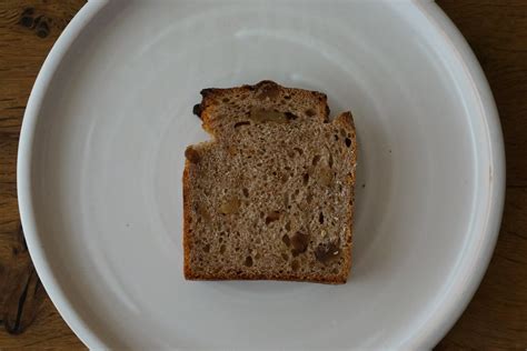 Rill On Twitter 日本橋三越のフランス展、アダチのパンオフリュイは秋バージョンとのことで有機富有柿、有機かぼちゃの種など。柿入りって珍しい。パンアラシャテーニュは栗の粉のパン