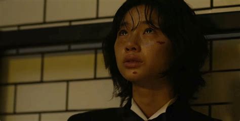 Squid Game Director And Cast Discuss The K Dramas Biggest Betrayal