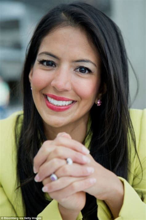 7 Hot Sexy Vani Hari Bikini Pics