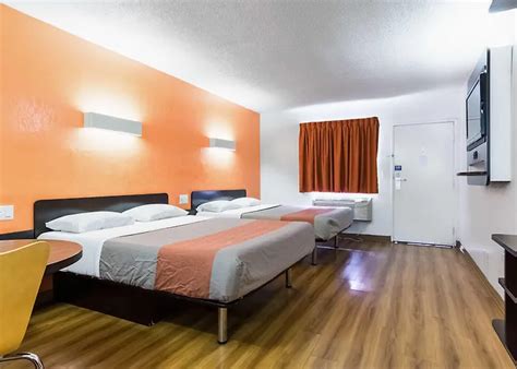 Motel 6 Long Beach Ca International City