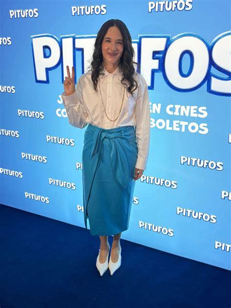 El Increíble Look De Ximena Sariñana Al Estilo De Los Pitufos Unotv