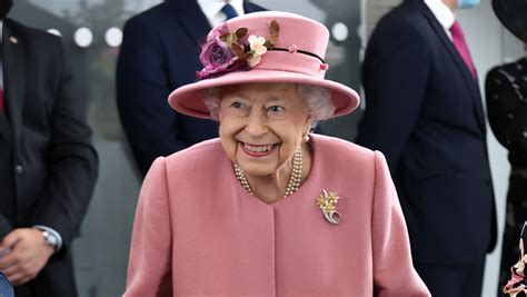 Queen Elizabeth The Unusual Thing She Did In Her Final Days