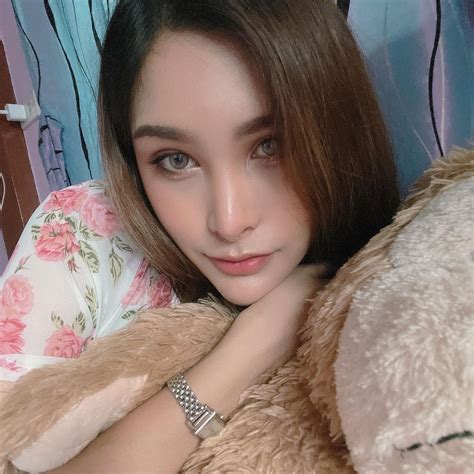 Napatsarin Alice Instagram Famous Thailand Transgender Woman Thai