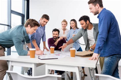 Dinâmicas De Grupo Rápidas Ideias Fáceis E Divertidas Para Fazer Em