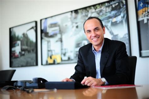 À Frente De Uma Das Maiores Companhias Do Brasil Fernando Antonio