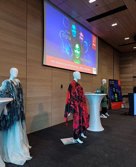 Epson Hadirkan Printer Sublimasi Dengan Jumbo Roll Di Drupa 2024