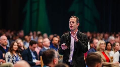 Salesforce Commits 2 5bn To Ai And Workforce Development In Australia