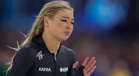 Jake Pauls Fiancée Jutta Leerdam Seen Crying Her Eyes Out While