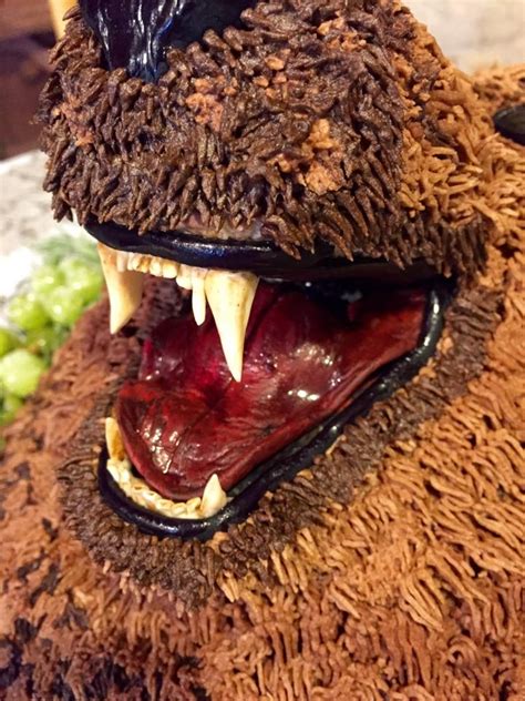 Grizzly Bear Cake