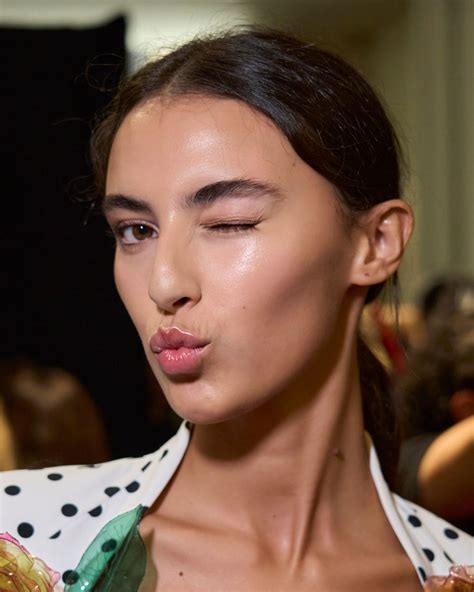 Falls Makeup Trends Are All About Raging Against The Machine Allure