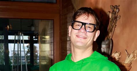 Paranoidní David Kraus Si Balí Mobil Do Hadru A Bojí Se Odposlouchávání Žena Cz