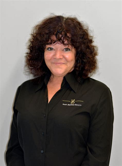 Vicki Squires Vicki Squires Realty Vsrealtyau