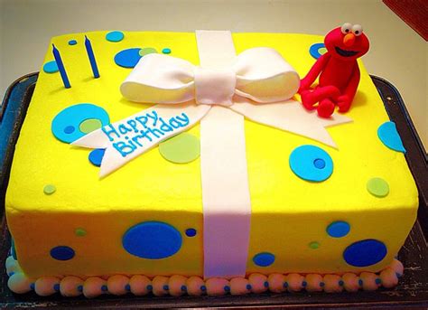 Birthday Present W Elmo Cake Elmo Cake Cake Birthday Presents