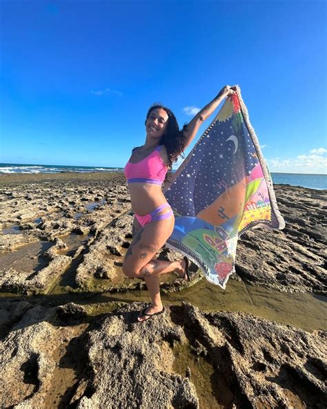 Fernanda De Freitas Liras Feet