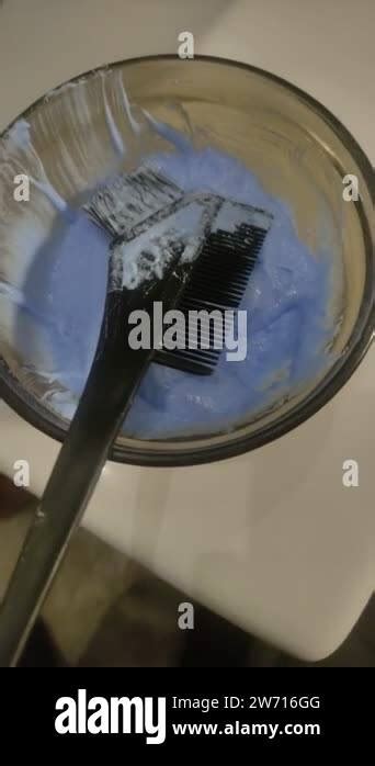 Dye Plate Stock Videos And Footage Hd And 4k Video Clips Alamy