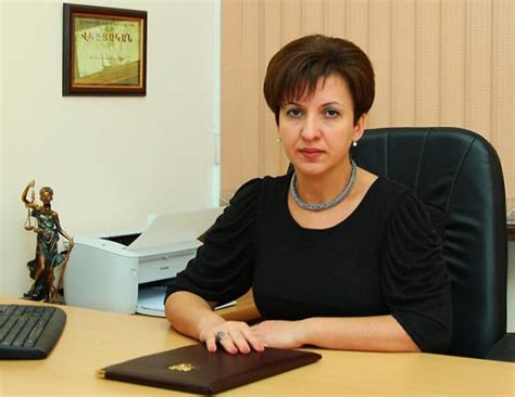 Դատավոր Լիանա Հակոբյանը բացատրում է թե ինչու է Օնիկ Գասպարյանին