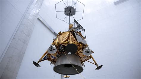 Private Moon Spacecraft Just Took A Breathtaking Snapshot Of Earth Guidantech Smart Gadgets