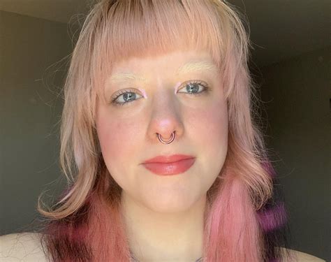 How To Look More Androgynous Without Hormones R Nonbinary