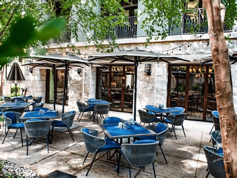 Elegant River Walk Restaurant Hosts Outdoor Patio Parties Every Weekend