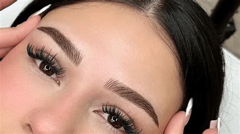Eyebrow Tattoo Healing Stages What To Expect Rumbie