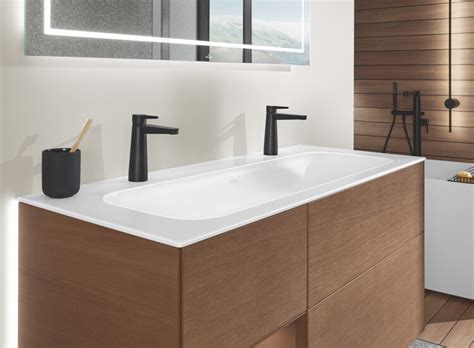 Fittings For High Demands Showers Designed For Modern Living Archdaily