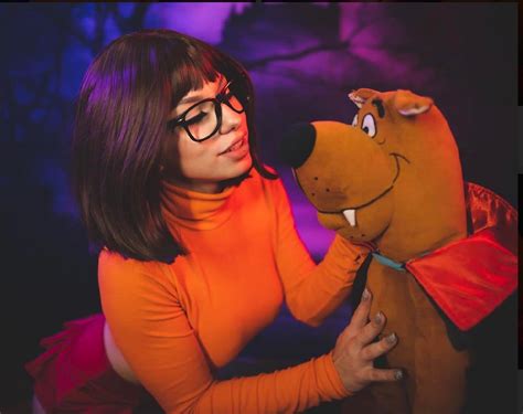 Velma R Cosplaygirls