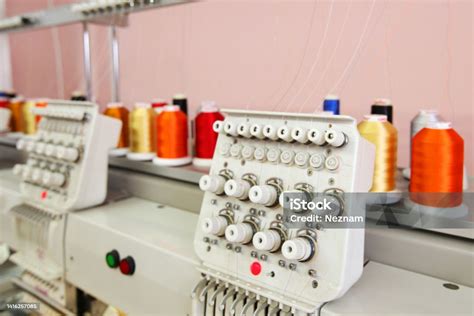 High Technology Automatic Sewing Machine Control By Computer Programming Sewing Machine For Mass