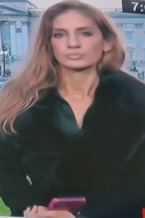 Sexy Reporter Bianca Nobilo In Sexy Blonde Stunning